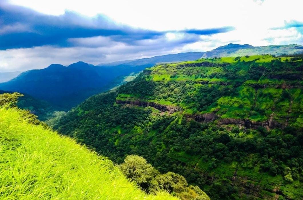 1 day Lonavala Package – Custom Itinerary by Verified Vendor | SafarCabby