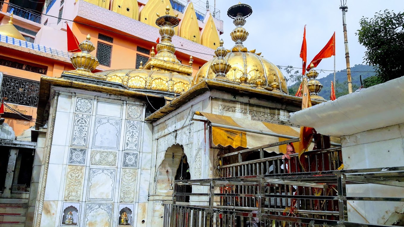 Jwalamukhi Temple